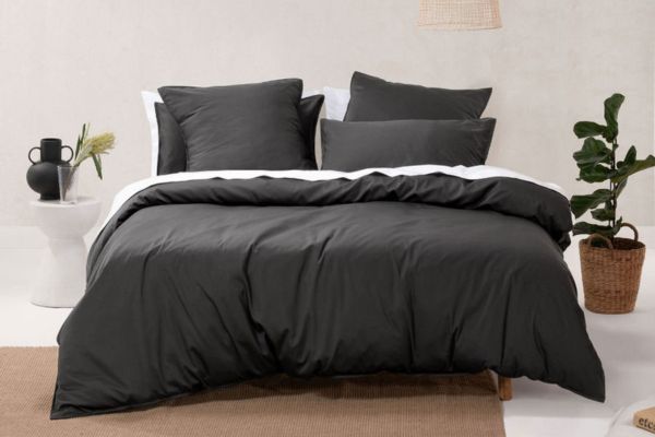 How to Elevate Your Bedroom with Black Quilt Covers – My Linen